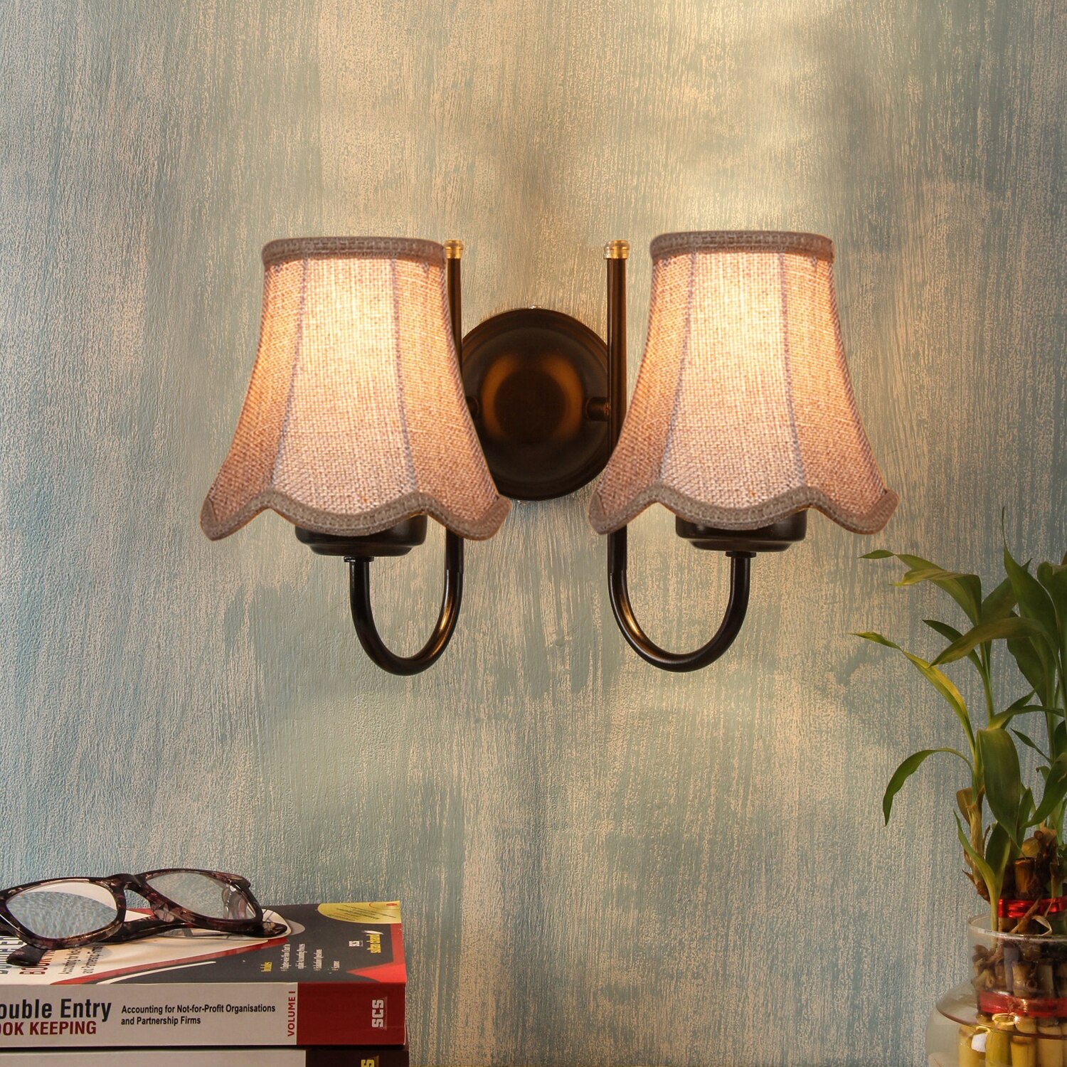 Devansh Dual Black Metal Wallmounted Lamp With Beige Jute Shade